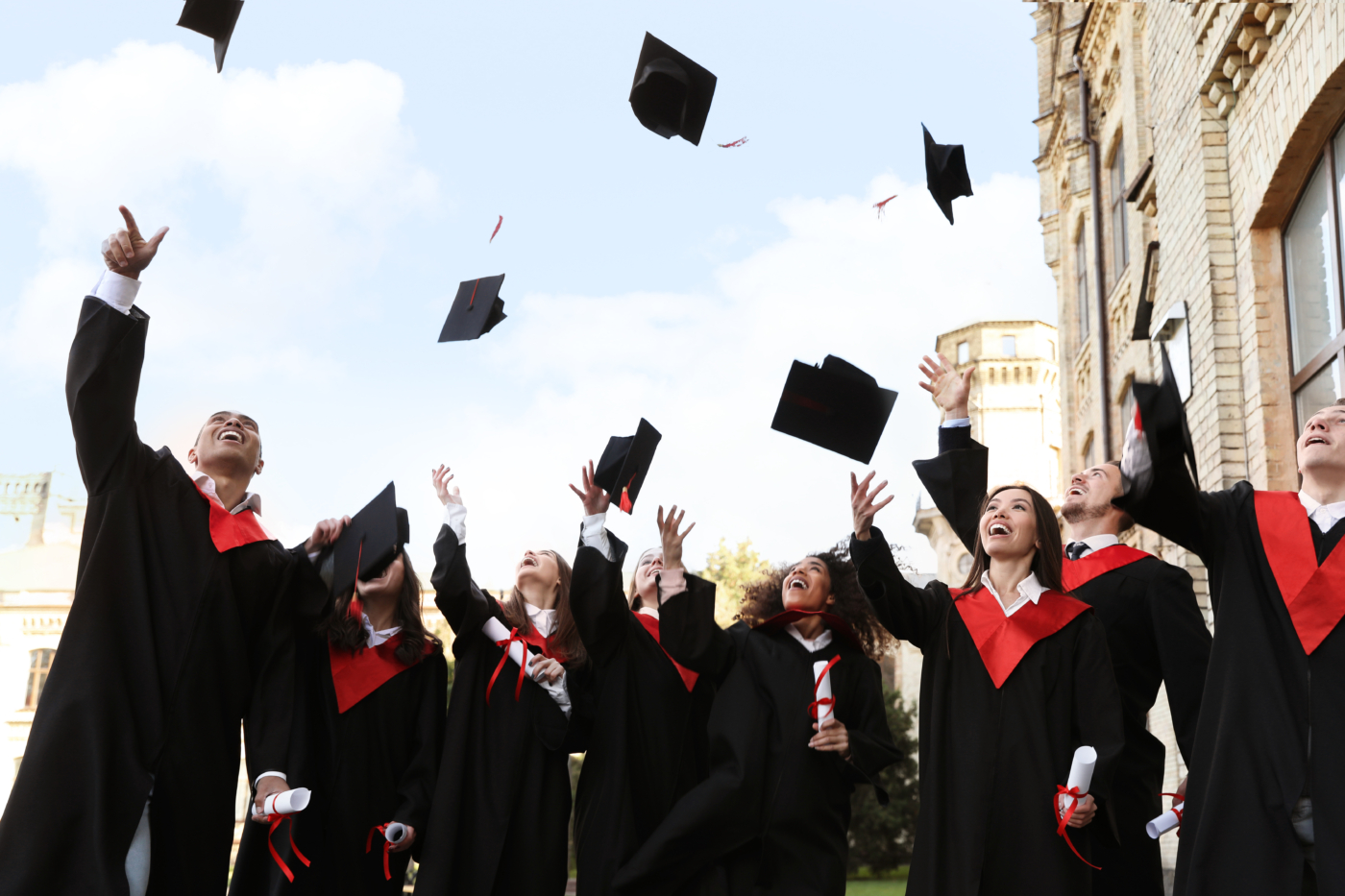 Meet The Bright Minds - Scholarship Winners - Learn More